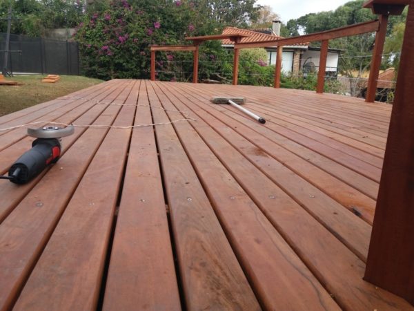 Pisos deck: cuáles son sus características - ¡Conoce Nuestro Catálogo!